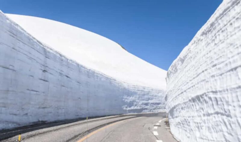 Shirakawago &Hida & Takayama SnowWall 2Days Tour from Nagoya - FAQ