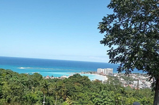 Shopping and Sightseeing from Riu Aquarelle/ Falmouth - The Sum Up