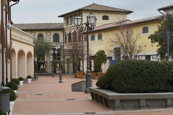 Shopping at Barberino Outlet from Montecatini Terme or Grotta Giusti - FAQs