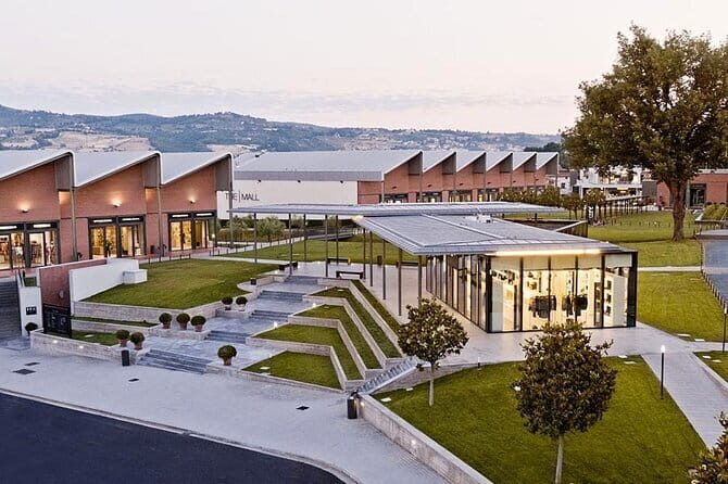 SHOPPING DAY in Florence The Mall Outlet private Limo Service - Key Points