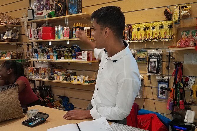 Shopping From Ocho Rios Hotels - An Introduction to the Ocho Rios Shopping Tour