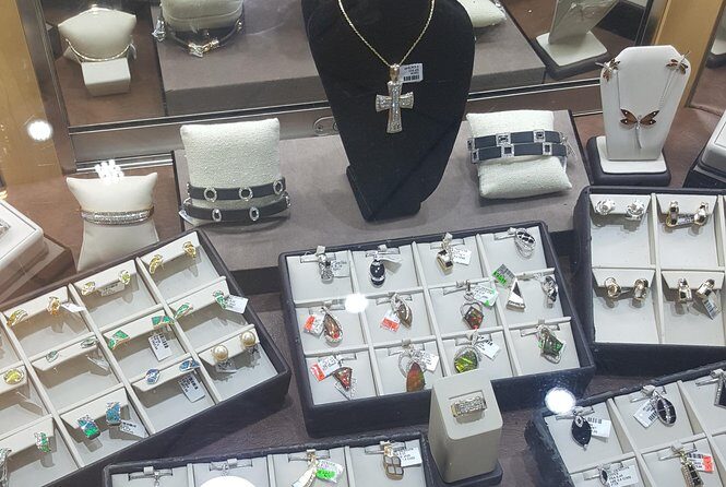 Shopping From Ocho Rios Hotels - FAQs