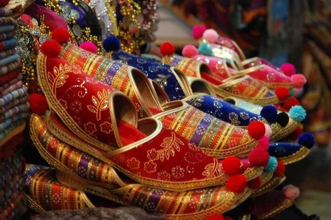 Shopping in Grand Bazaar - What is the tour all about?