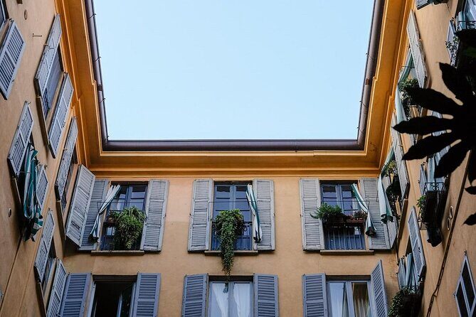 Shopping in Milan with a Fashion Stylist - Shopping in Milan with a Fashion Stylist: A Detailed Review