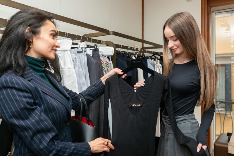 Shopping in Venice with a Personal Stylist - An In-Depth Look at the Experience