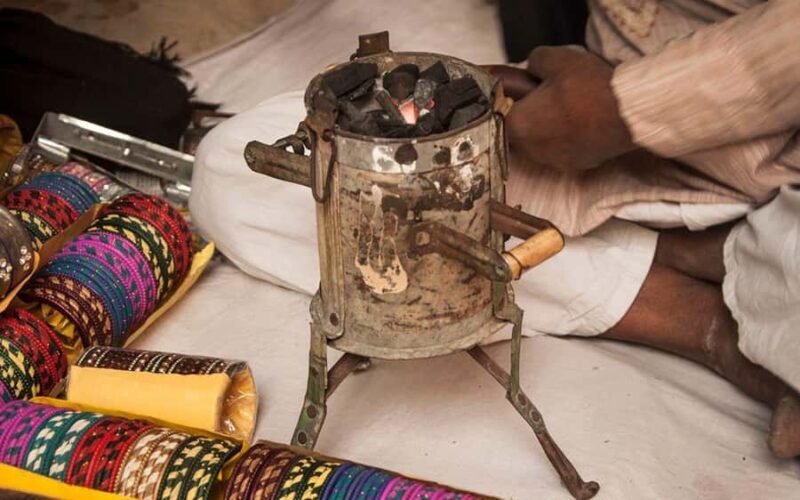 Shopping, Lac Bangles Making & Photostop at Hawa Mahal - Who Should Consider This Tour?