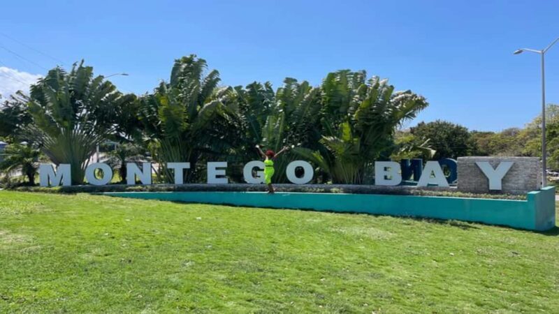 Shopping & Sightseeing Local Guided Tour In Montego Bay - What to Expect on the Tour