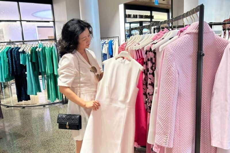 Shopping & Styling Tour with a Personal Stylist - Practicalities & Considerations