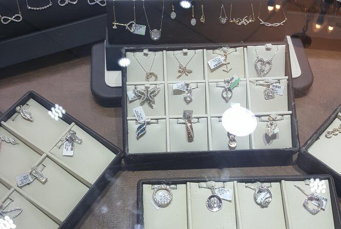 Shopping Tour From Runaway Bay Hotels - The Sum Up: Is It Worth It?