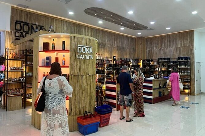 Shopping Tour Punta Cana Larimar Chocolate Cigar Factory souvenir - FAQs