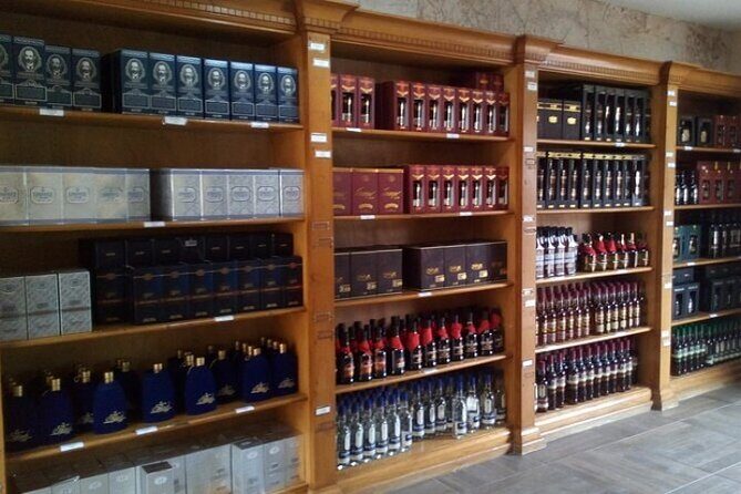 Shopping Tour Punta Cana with private transportation - The Sum Up