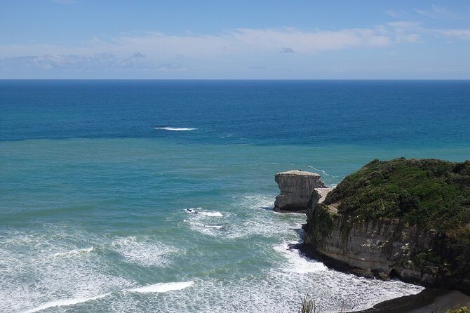 Shore Excursion: Auckland Scenic Full Day Tour - 8 Hours - Kumeu Wine Trail: Tasting New Zealand’s Famous Wines