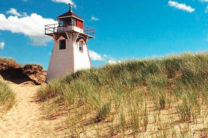 Shore Excursion: Charlottetown Highlights & Delights - Transportation and Group Size