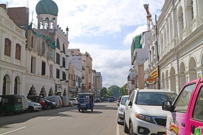 Shore Excursion Colombo Port to Kelaniya Temple & Colombo City for 1 to 2 People - Who Is This Tour Best For?