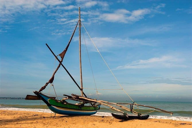 Shore Excursion from Colombo port to Negombo Beach & back for 3 to 4 People - Introduction
