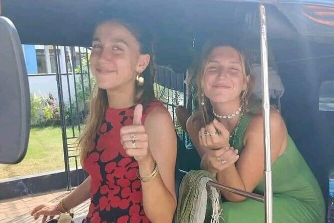 Shore Excursion from Colombo port to Negombo Beach & back for 7 to12 People - Timing and Duration