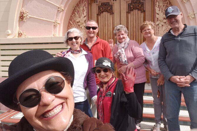 Shore Excursion: Small group Napier, Art Deco & Wineries tour - FAQs