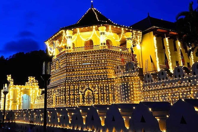 Shore Excursions Colombo Port Passenger Terminal to Kandy By Car. - Key Points