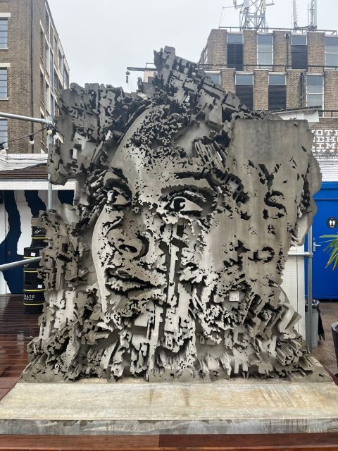 Shoreditch, East End Street Art tour best graffiti and art. - The Sum Up