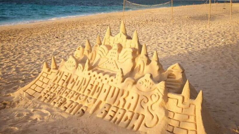 Shoreline Flavors: Boracay Island Tour with Buffet Lunch - Key Points