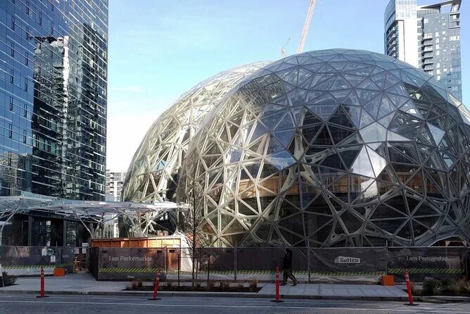 Show Me Seattle On Foot Downtown Walking Tour - Key Points