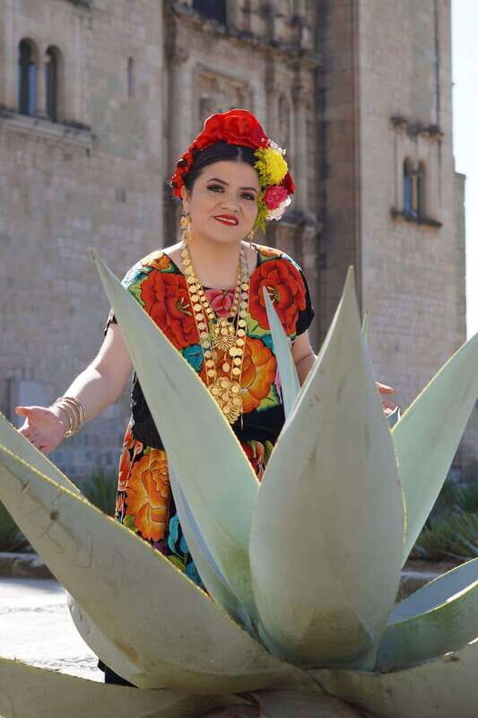 Show off your beauty wearing a typical Oaxacan costume + photo session - Why the Price Is Worth It