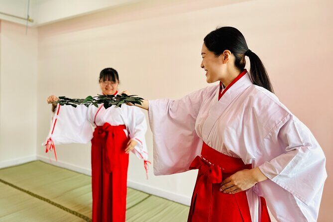 Shrine Maiden Ceremonial Dance Experience in Tokyo Asakusa - Discover the Shrine Maiden Ceremonial Dance Experience in Tokyo Asakusa