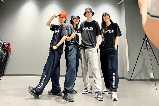 Shuffle Dance in Tokyo with a TikTok Star - Intermediate Level - A Fun and Unique Way to Experience Tokyo’s Culture: Shuffle Dance with a TikTok Star