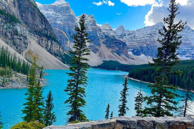 Shuttle Bus 2way BANFF to Lake louise & Moraine lake(1 hour each) - An Inside Look at the Itinerary