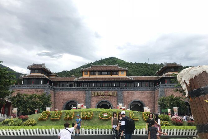 Shuttle Bus Hoi An to Golden Bridge Ba Na hill - An Honest Look at the Shuttle Bus from Hoi An to Ba Na Hills