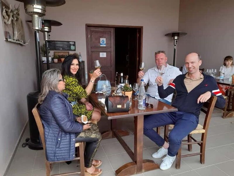 Shuttle & Wine Experience at Lyrarakis Winery - The Journey to Alagni