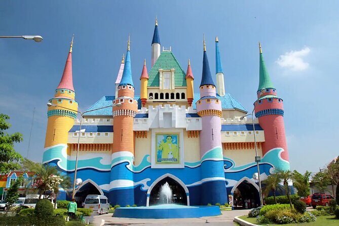 Siam Amazing Park for Foreigner Ticket - Introducing Siam Amazing Park