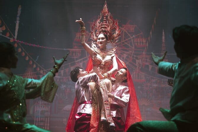 Siam Fantasy Show and Sunset Royal Galaxy Cruise from Bangkok - Food and Dining Experience