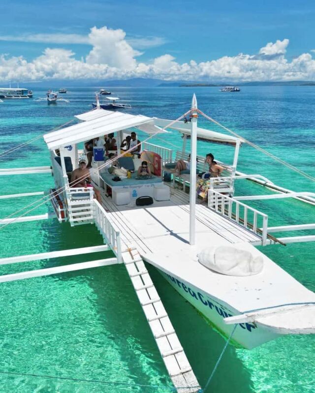 Siargao: Island Hopping Tour with Lunch and Unlimited Drinks - A Fun-Filled Day on the Water