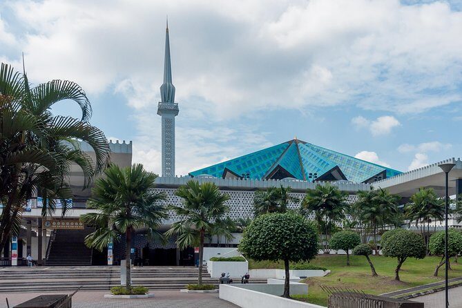 SIC - Half-Day Kuala Lumpur 13 Attractions City Tour (Self-Guided) - FAQ