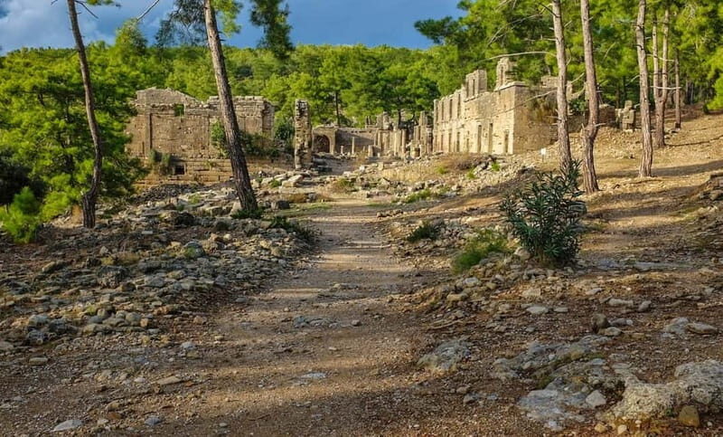 Side, Alanya: Green Canyon Boat, Waterfall&Orchards Mix Tour - Family Fun: Mini Zoo & Waterfalls