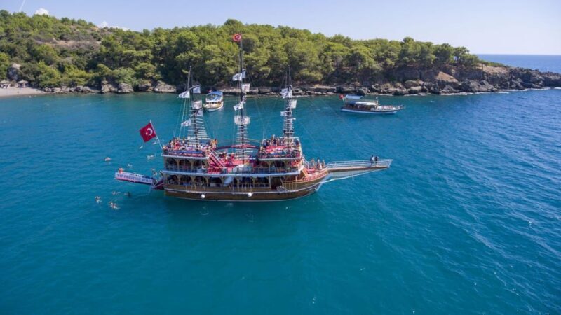 Side: Blue Laguna Boat Tour with Free Lunch & Drinks - Deep Dive into the Highlights