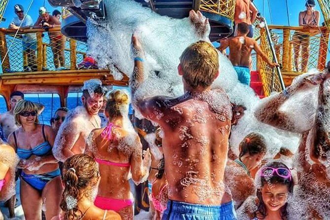 Side: Dolphin Island Boat Tour with Foam Party and Lunch - An In-depth Look at the Experience