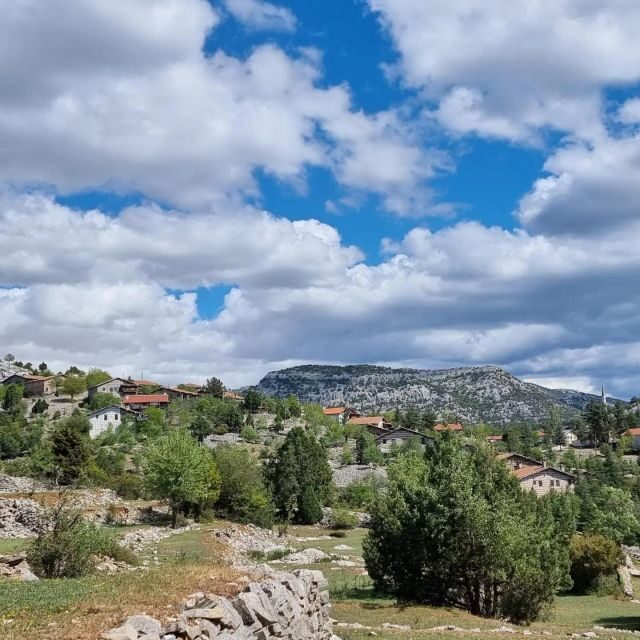 Side:Golden Cradle Cavern & Ormana Village Tour - A Well-Rounded Day in Nature and Culture