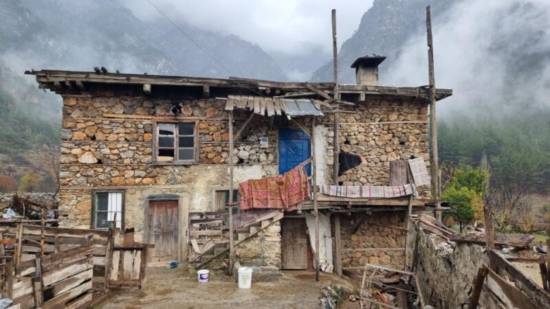 Side:Golden Cradle Cavern & Ormana Village Tour - The Sum Up