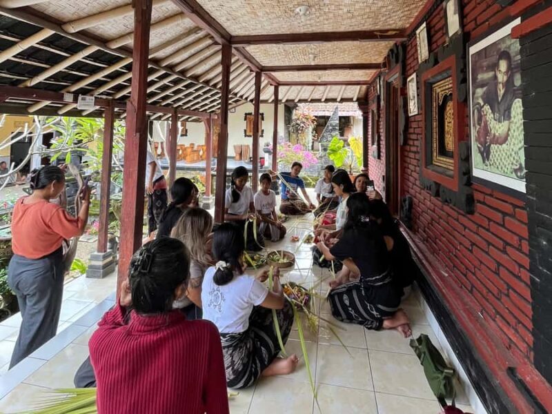 Sidemen: Learning Balinese Traditions with Youth Community - An In-Depth Look at the Sidemen Experience