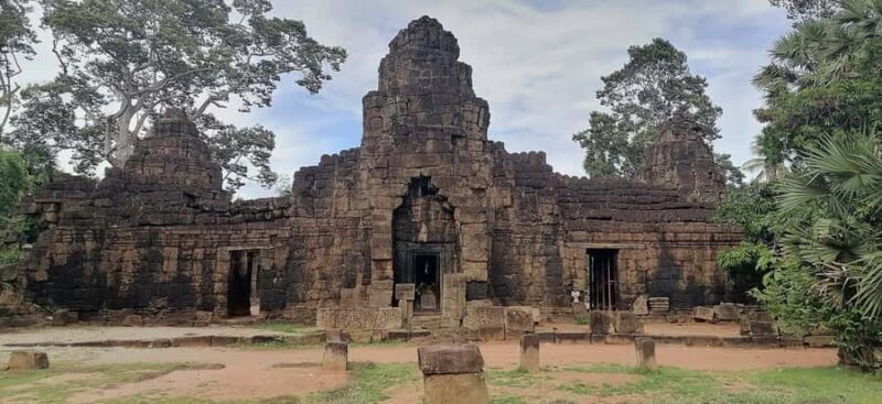Siem Reap: 2-Day Angkor Wat and Countryside Temples Tour - Exploring the Temples: A Detailed Breakdown