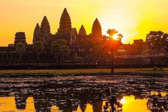 Siem Reap 2-Day Private Angkor Wat Tour with Sunrise - Key Points