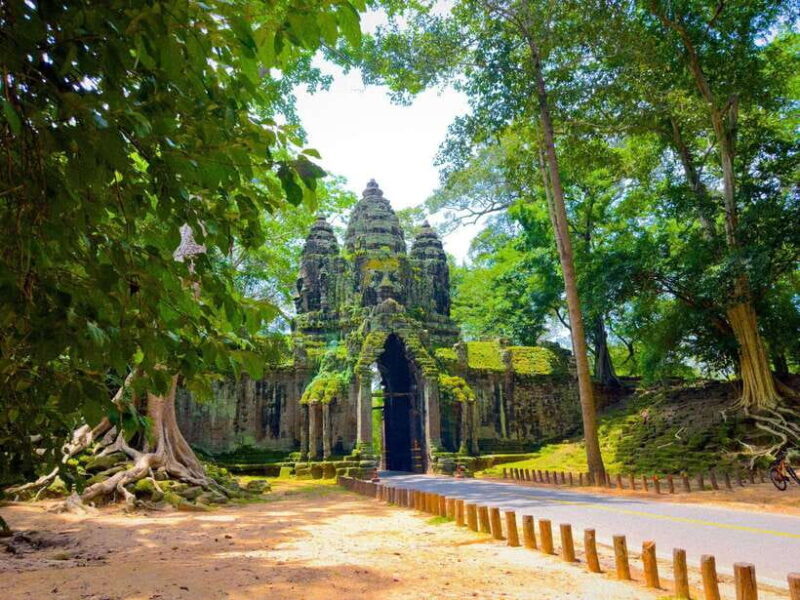 Siem Reap: 2-Days Angkor Wat with Sunrise Small-Group Tour - Exploring the Two-Day Itinerary