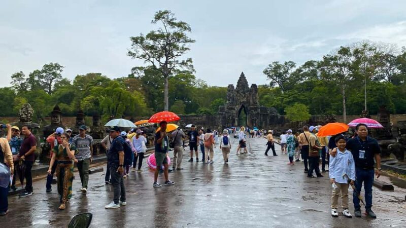 Siem Reap: A Perfect combination tour - Evening: The Sunset and City Tour