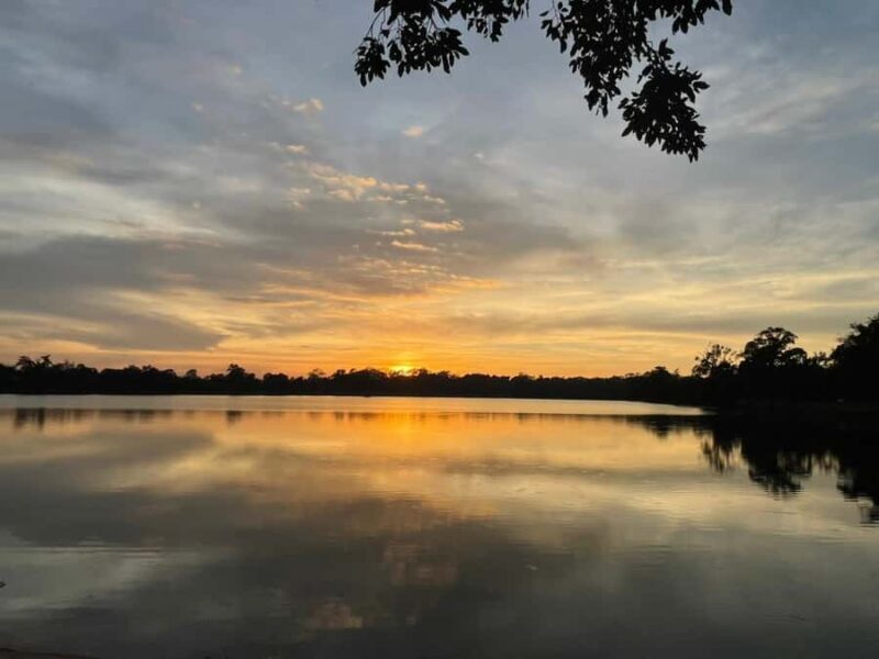 Siem Reap: Angkor Small Circuit & Srah Srang Sunset Tour - Key Points