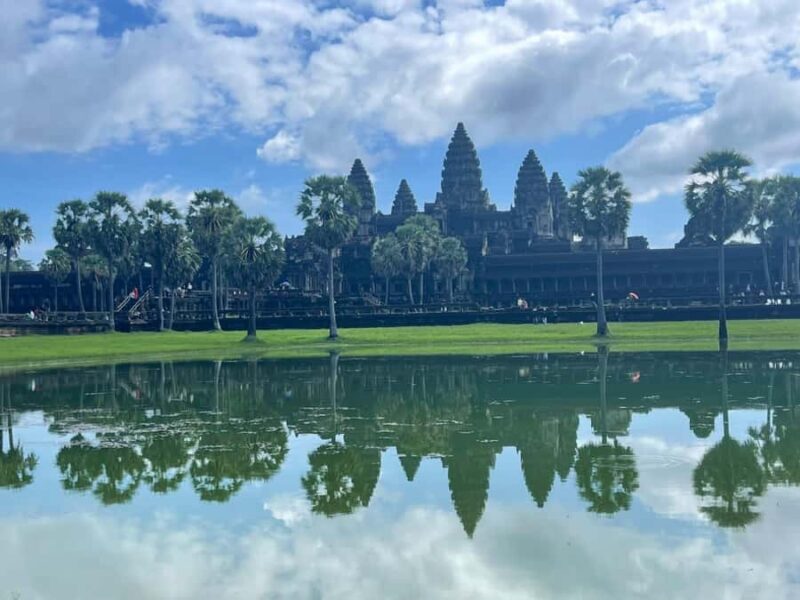 Siem Reap: Angkor Small Circuit & Srah Srang Sunset Tour - FAQs