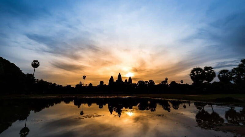 Siem Reap: Angkor Sunrise 1- or 2-Day Guided Temples Tour - An In-Depth Look at the Itinerary and Experience