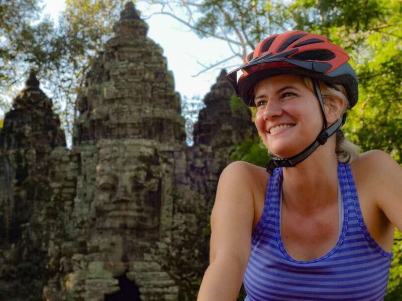 Siem Reap: Angkor Sunrise Bike Tour with Breakfast and Lunch - FAQ