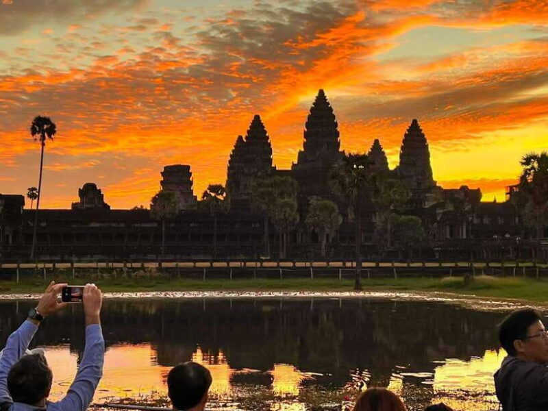 Siem Reap: Angkor Wat 2-Day Tour with Sunrise and Sunset - Experience Overview